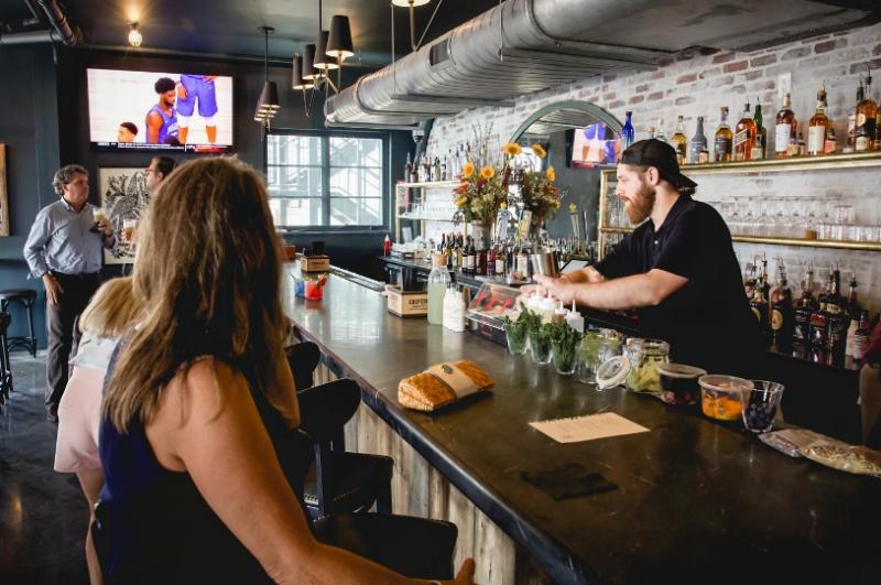 Our Favorite Memphis Bars | I Love Memphis