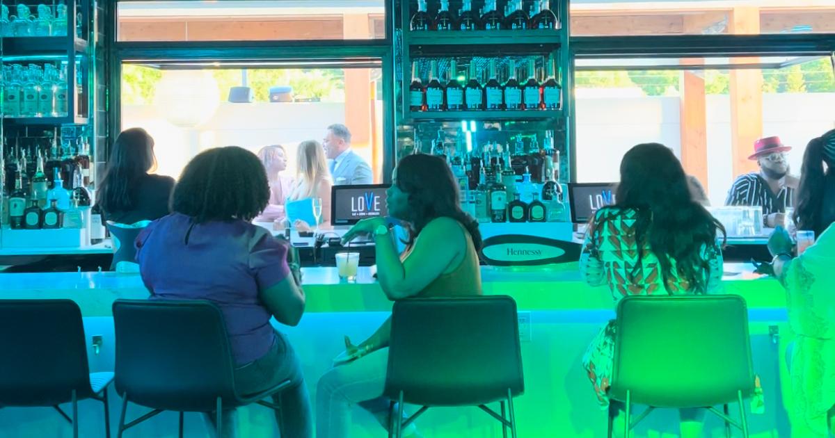 9 Vibey Clubs and Lounges in Memphis | I Love Memphis Blog