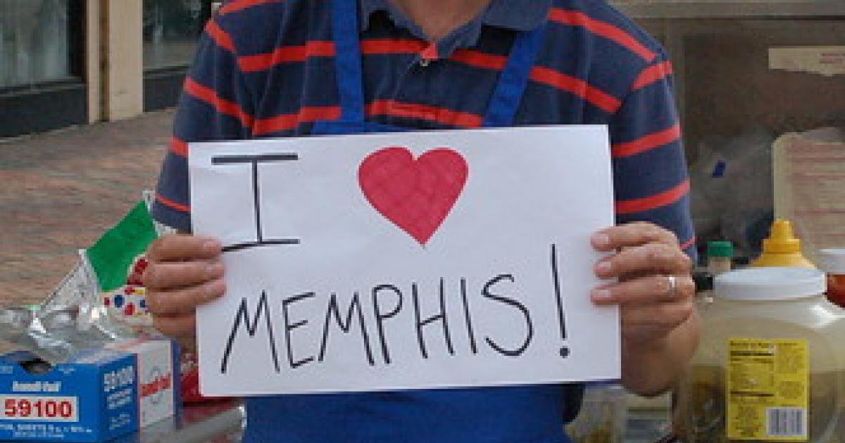 Reasons to Love Memphis #6 - Main St. Hound Dogs | I Love Memphis