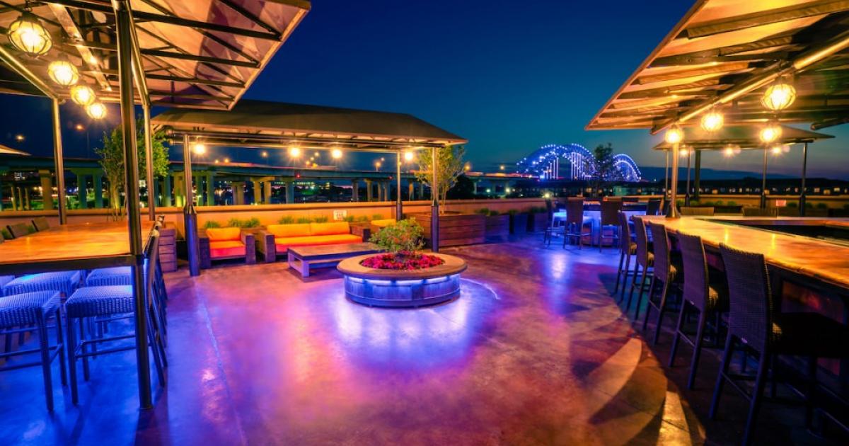 Style and Sips: Classy Hotel Bars In Memphis | I Love Memphis